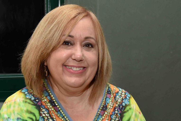 Luz Nereida Lebrón Delgado y la pasión docente; entrevista por Wilkins ...